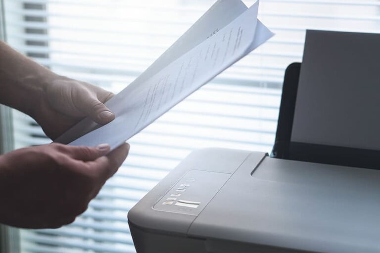 ¿Qué son y para qué sirven los papeles de trabajo? - Web y Empresas